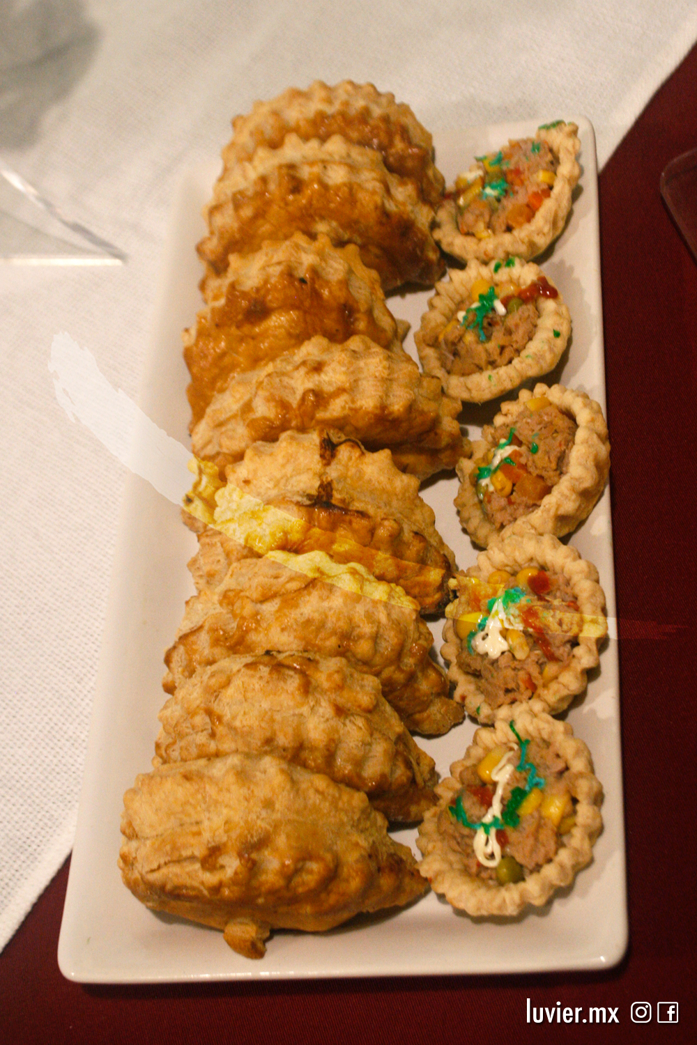 Canapés y Bocadillos – Luvier Pastelería